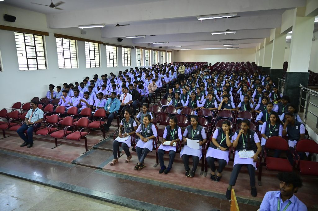 Campus – M.G.R College [Arts & Science]